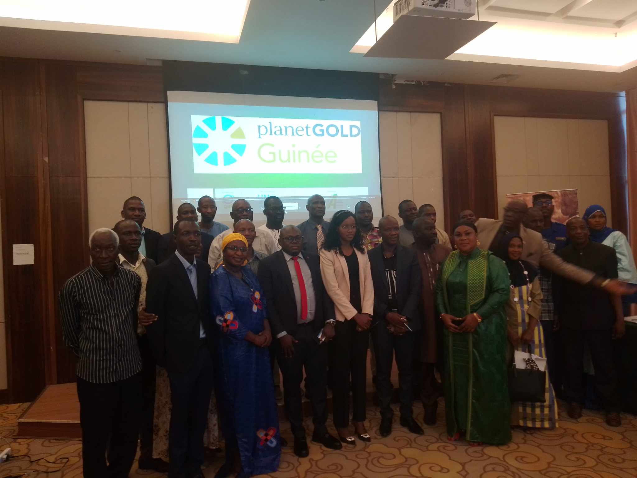 Lutte contre le mercure dans l’exploitation de l’or : tenue de la première session du comité de ...